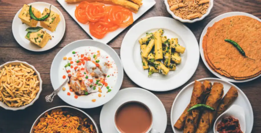 9 famous street food to try when in Gujarat | EconomicTimes