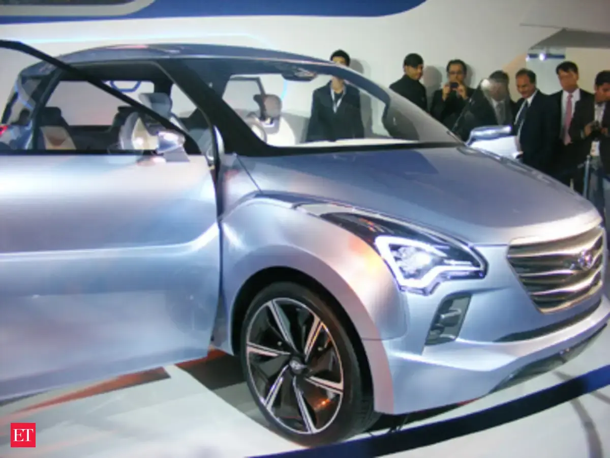 Auto Expo 2012: Hyundai unveils concept MPV Hexa Space - Hyundai ...