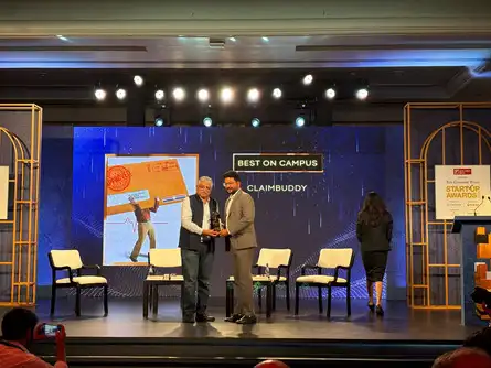 ET Startup Awards: ET Startup Awards 2024: Lenskart CEO Peyush Bansal receives Startup of the ...