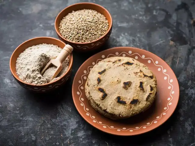 Bajra roti or wheat roti? Which is better for health and weight loss ...