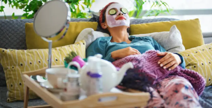 Winter acne: 9 natural ways to treat these breakouts | EconomicTimes