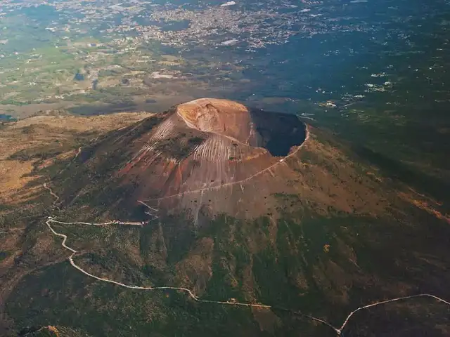 Snake Island, Brazil - 7 most dangerous tourist destinations you should ...