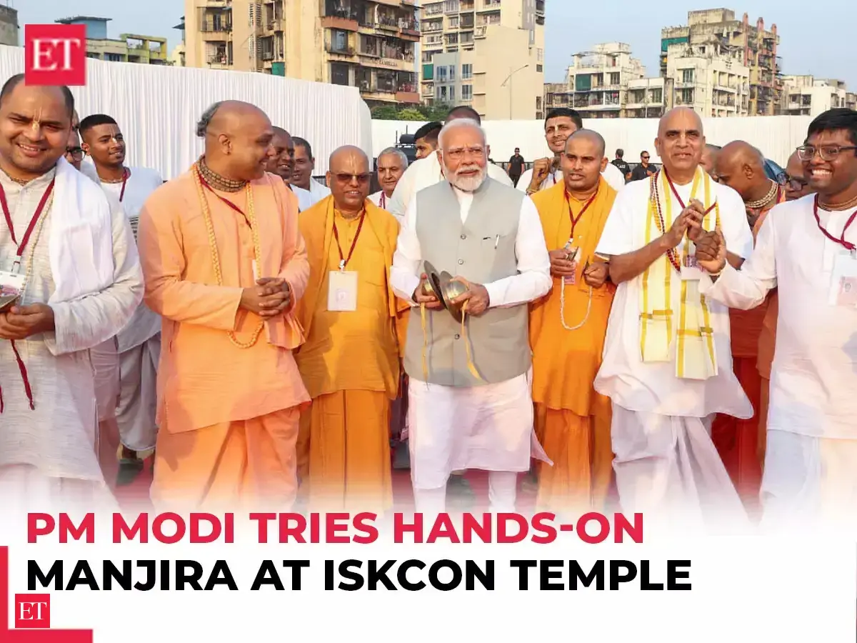 Maharashtra: PM Modi tries his hands on Manjira at ISKCON temple in ...
