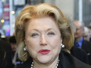 Barbara Taylor Bradford, million-selling novelist known for 'A Woman of ...