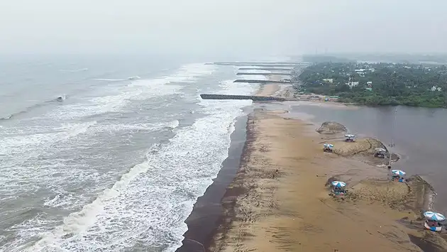 News Highlights: Puducherry on alert as cyclone moves closer to ...