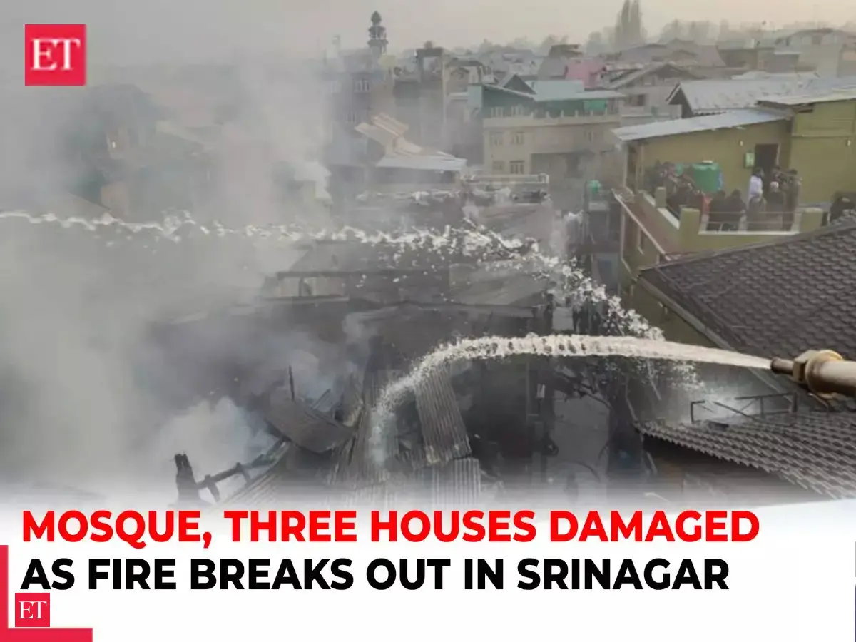 Mosque, three houses damaged as fire breaks out in Srinagar’s Khanyar ...