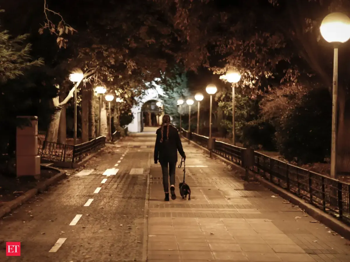 7 reasons why a 10-minute walk after dinner can transform your health ...