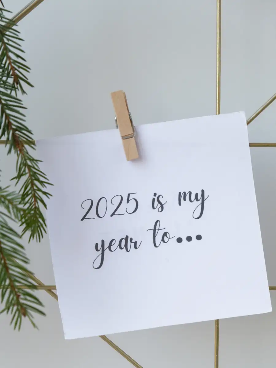 9 powerful new year resolutions for a fulfilling 2025 | EconomicTimes