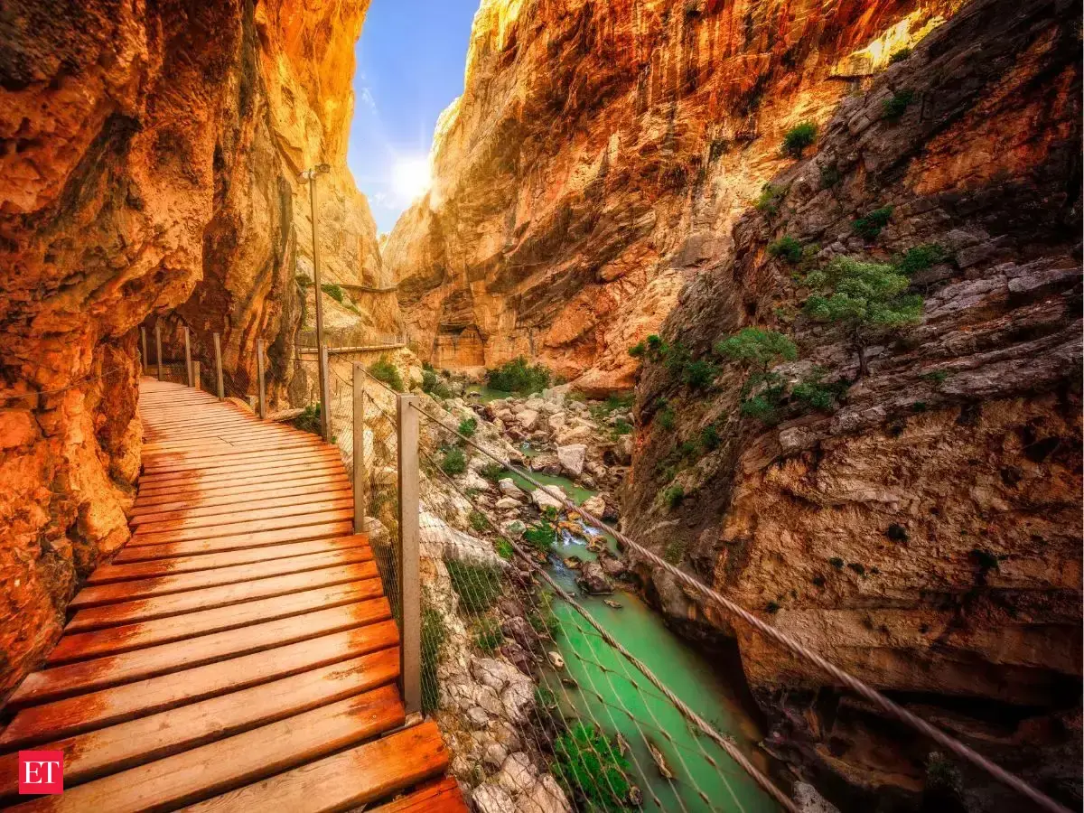 The Dolomites Alta Via 1 in Italy - Most dangerous trek routes across ...