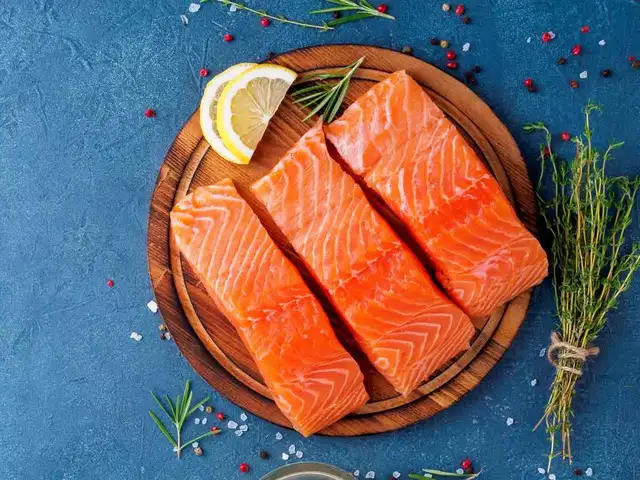 Want youthful skin? Eat these 5 anti-aging foods daily - here's why ...