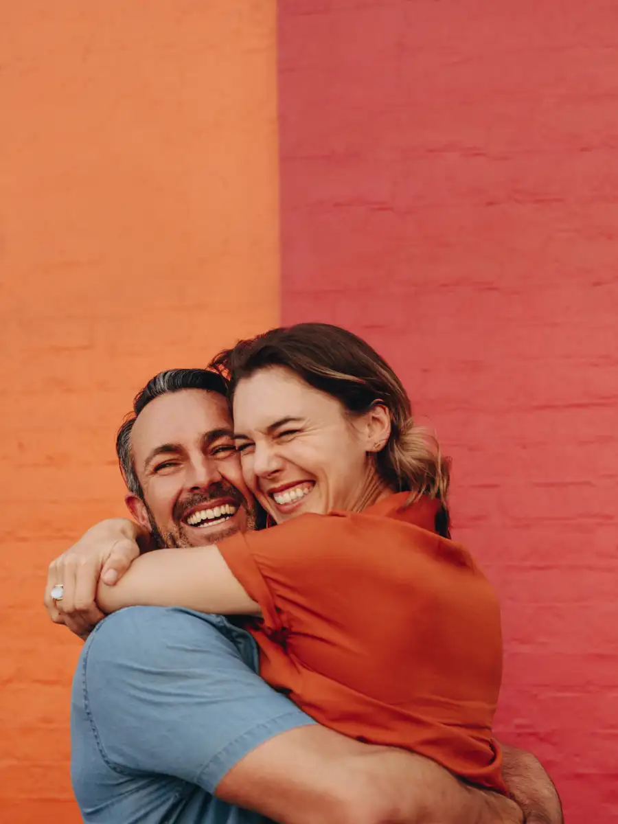 Decode your relationship through these 8 types of hugs | EconomicTimes