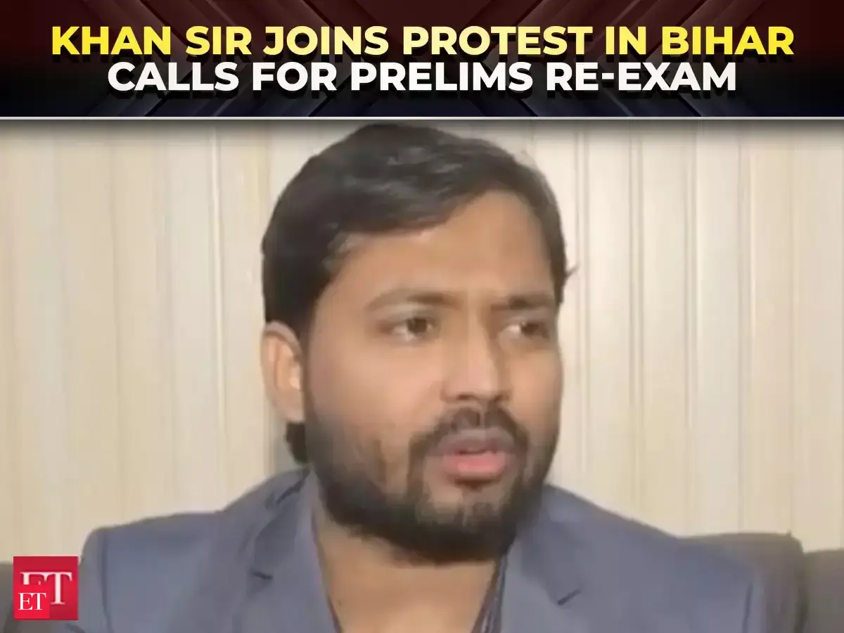Khan sir joins protest in Bihar demanding BPSC prelims re-examination ...