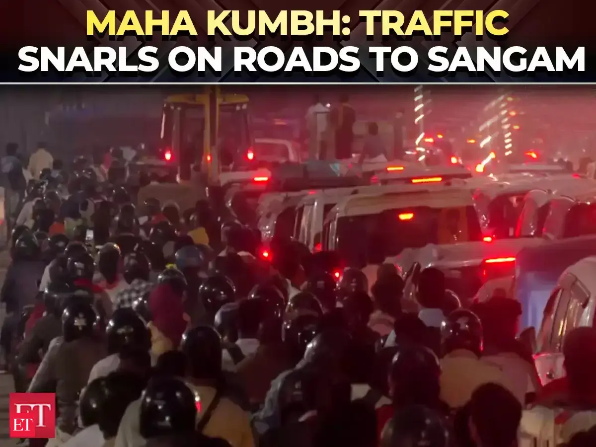 Maha Kumbh 2025: Traffic snarls on roads to Sangam as massive crowd ...
