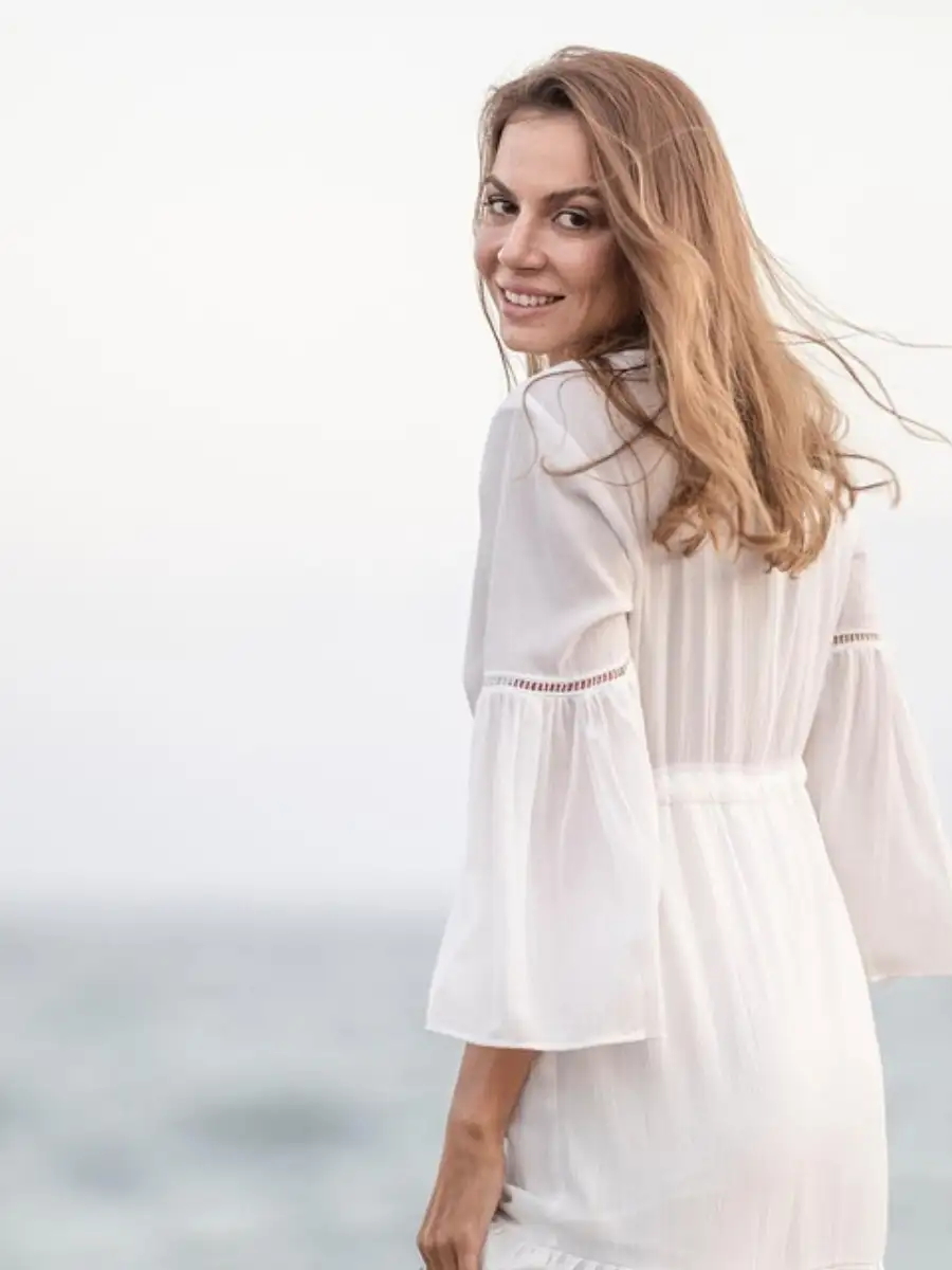 Flowy Dresses for the Perfect Beach Party Look | EconomicTimes