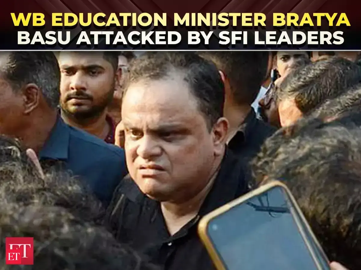 WB Education Minister Bratya Basu attacked by SFI leaders at Jadavpur ...