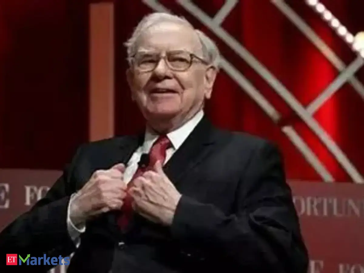 The Berkshire vs. Pershing Square model - Who is Warren Buffett’s true ...