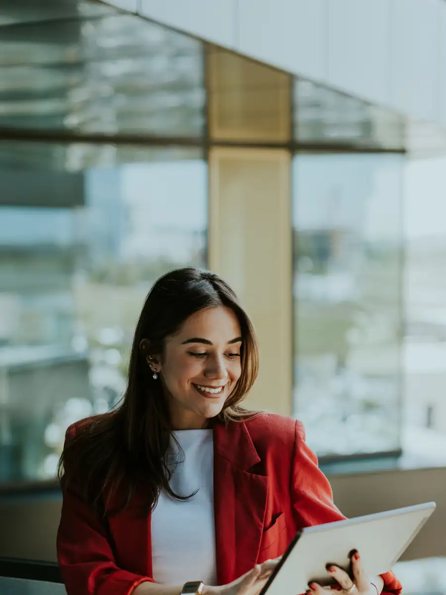 8 office behaviours that make you look dumb | EconomicTimes