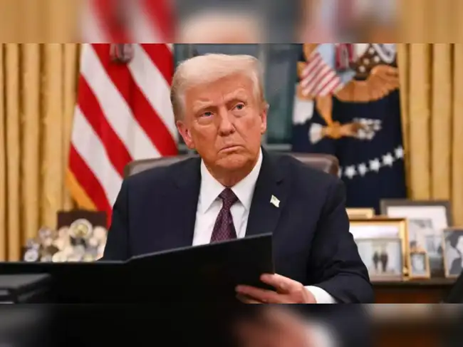 canada-us trade tensions: Job cuts, businesses going bankrupt: Donald ...