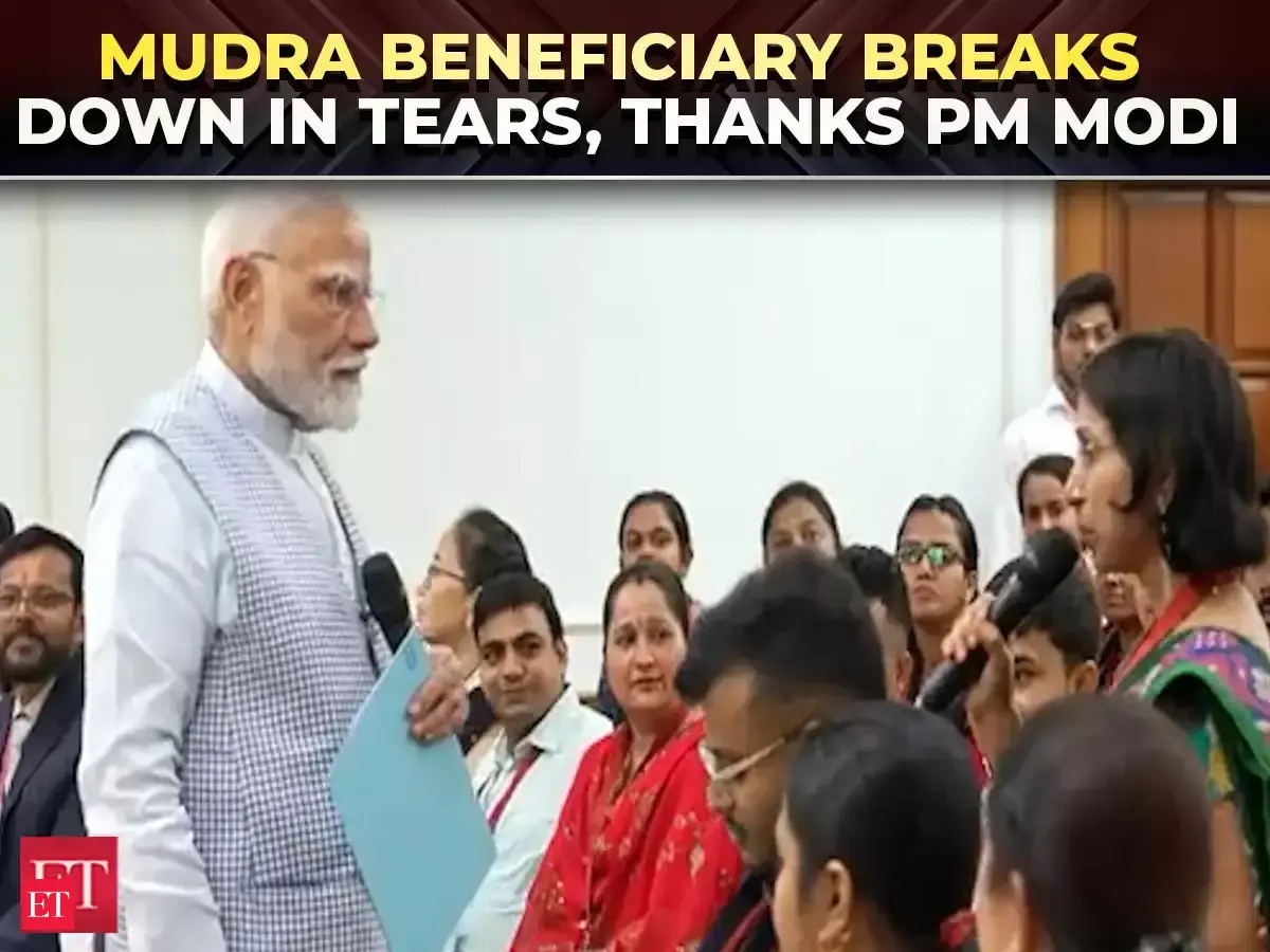 Woman breaks down in tears, credits Mudra Yojana for life ...