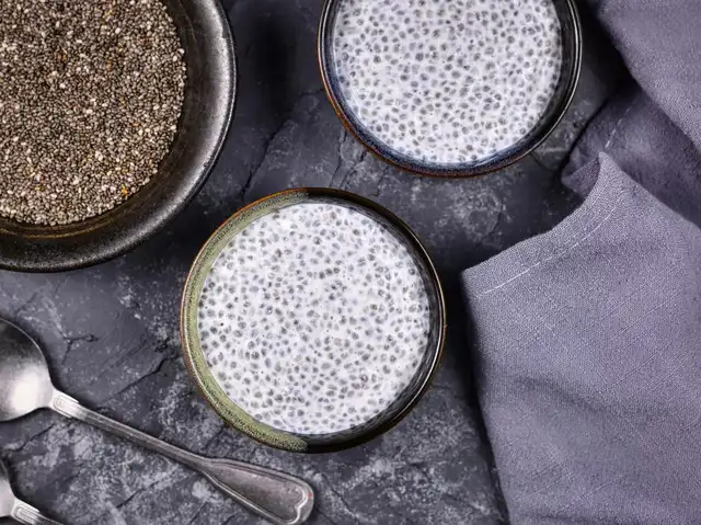 Chewing vs soaking chia seeds: What’s best for hair growth? - Chia ...