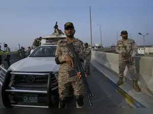 Shadow of the Past: Pakistan army spokesman's father a sanctioned ...