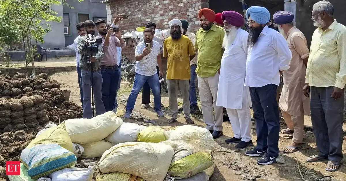 Declare cross-border smuggling of drugs, arms as acts of terrorism ...