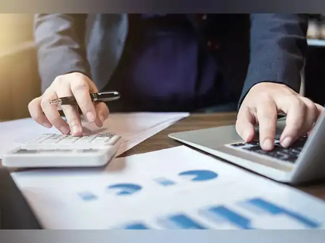 Understanding Term Premium - Yield Surge 2025: What long-term bond ...
