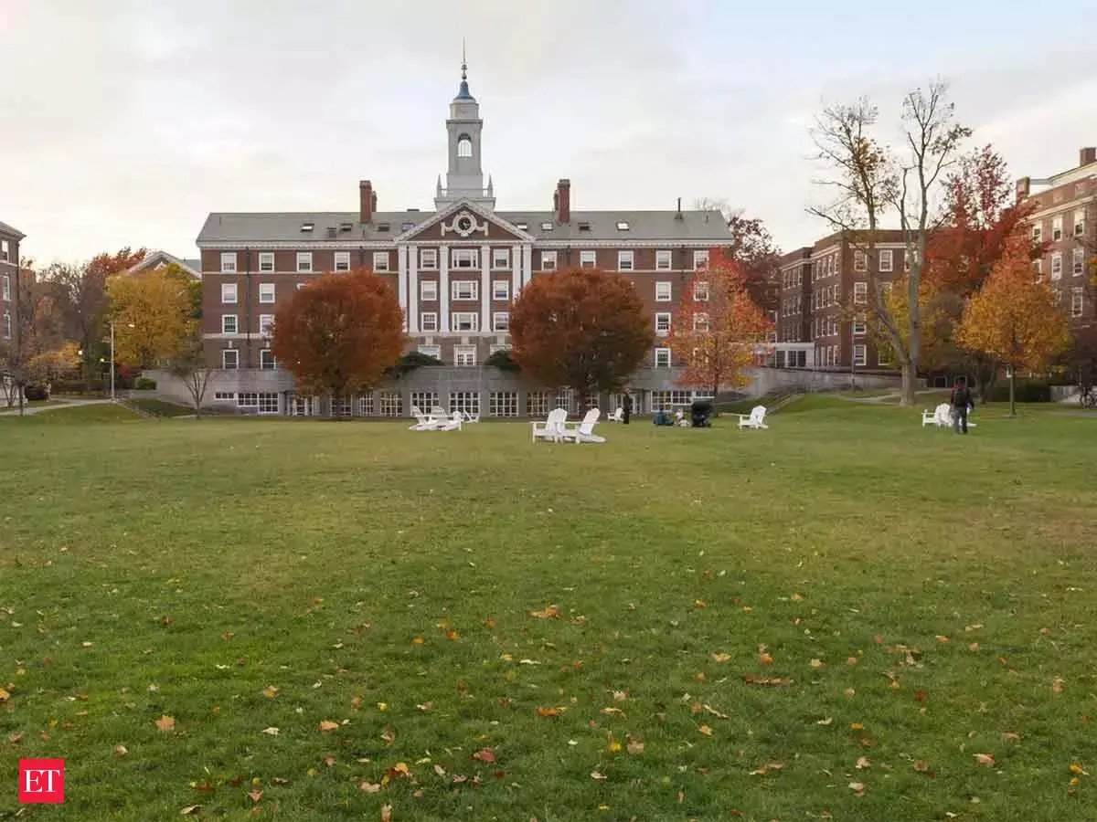 Current students may have to transfer - Harvard foreign student ban ...