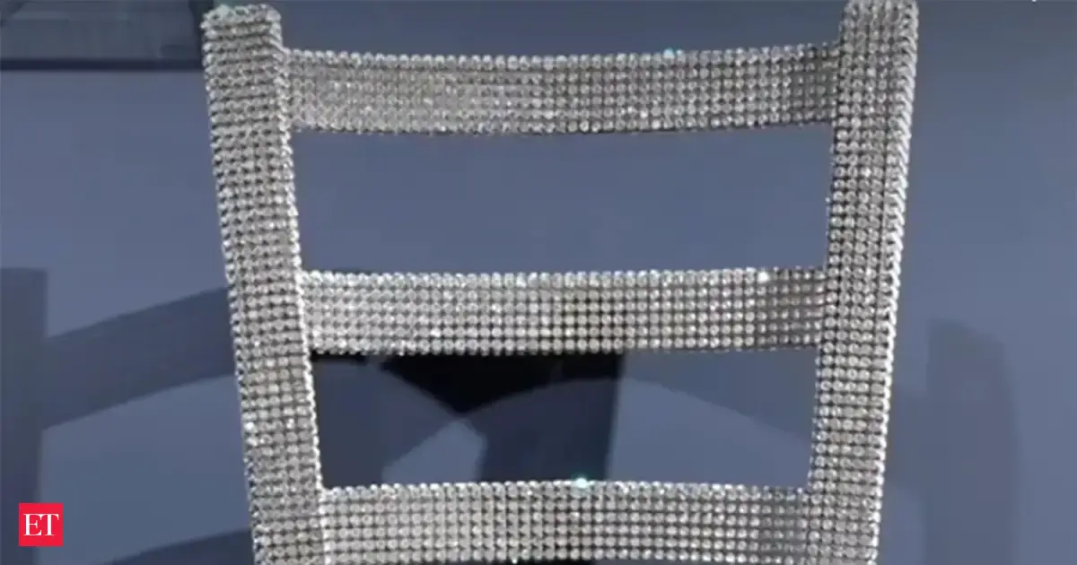 Swarovski-encrusted Van Gogh chair shattered in Verona museum by ...