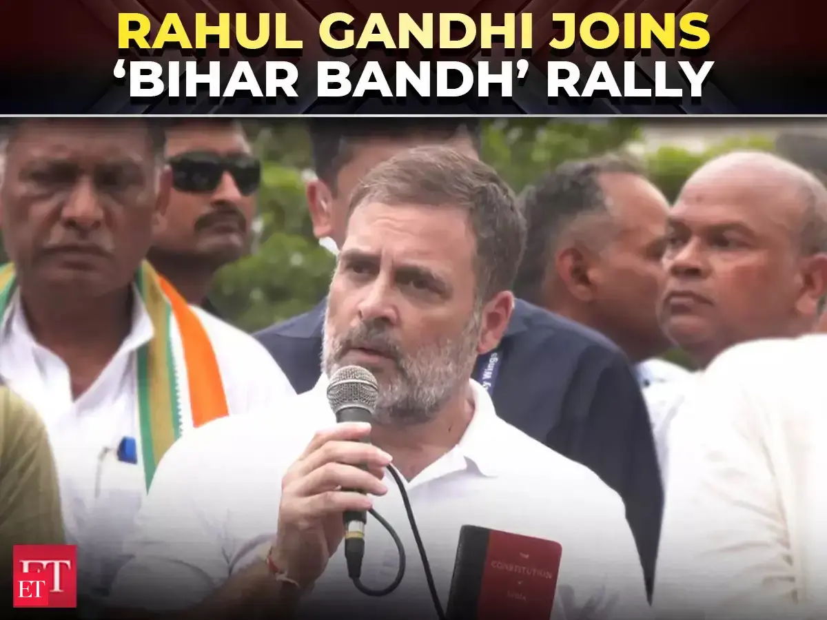 bihar bandh: Rahul Gandhi joins ‘Bihar Bandh’ rally, slams electoral ...