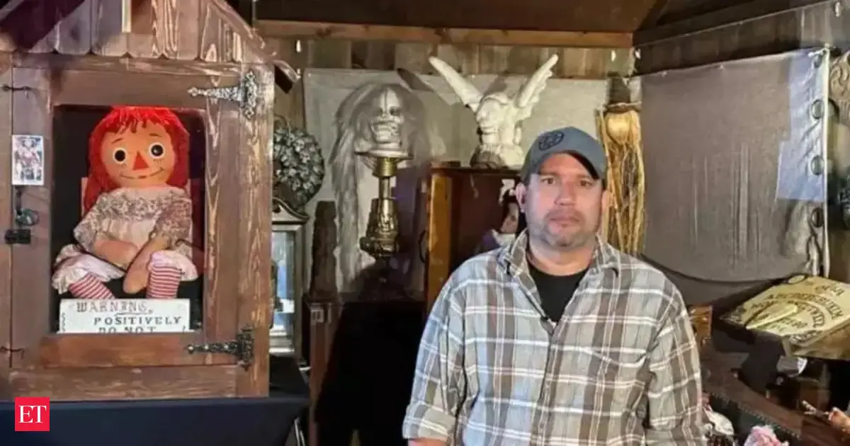 Annabelle Doll Curse Paranormal Investigator Dies After Annabelle Doll
