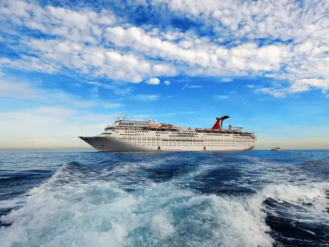 10 luxurious cruise lines across the world - Cruise the world without ...