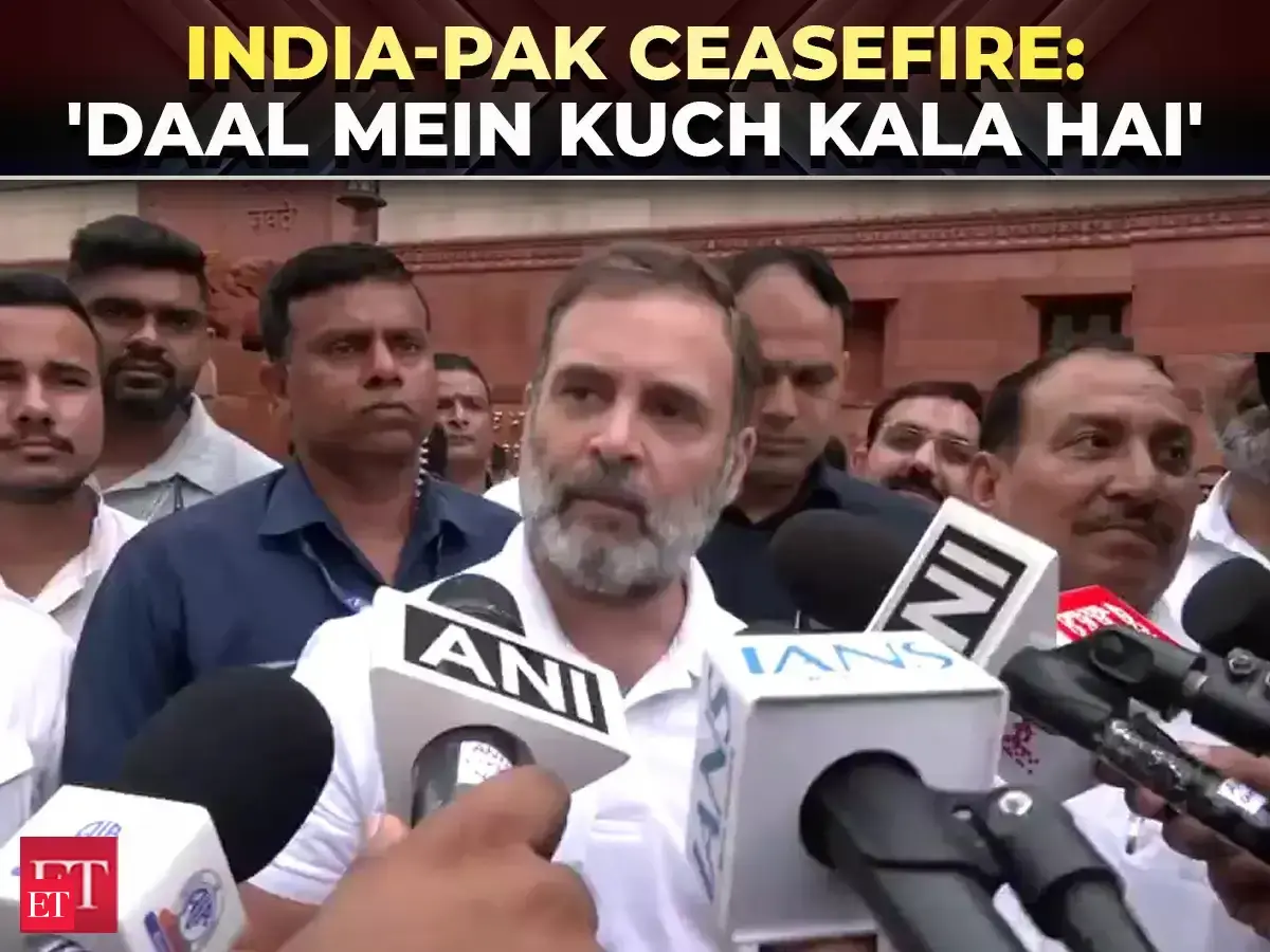 'Daal mein kuch kala hai': Rahul attacks Modi as Trump repeats India ...