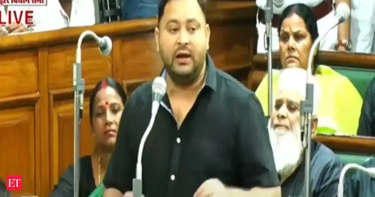 Nitish Kumar no longer enjoys Amit Shah's trust, claims RJD's Tejashwi Yadav - The Economic Times