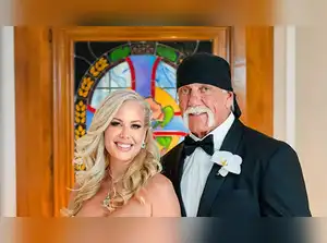 Hulk Hogan death: Who is his wife Sky daily, all about the wrestling ...