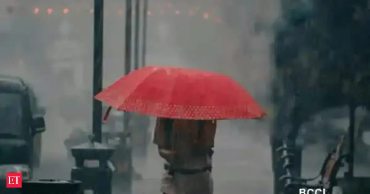 Mumbai weather alert: IMD warns of heavy rainfall today in city and nearby areas - The Economic ...