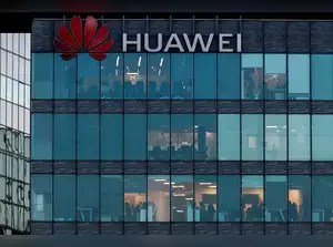 ex-Huawei engineers jailed: China cracks down: Huawei ex-employees get ...