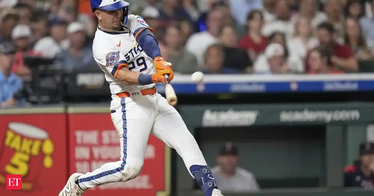 Astros survive Red Sox rally to secure 7-6 victory - The Economic Times
