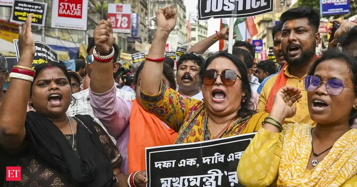 RG Kar victim’s father files complaint alleging police assault on wife ...