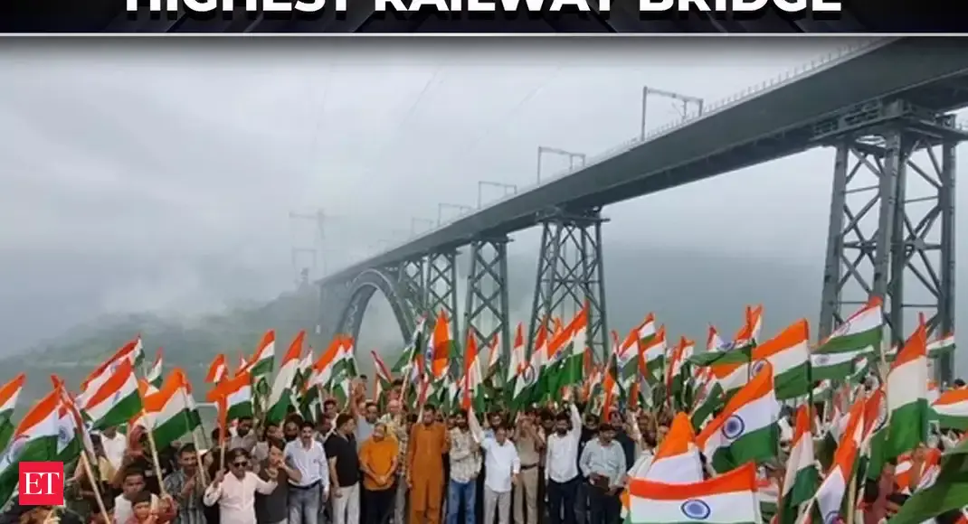 World’s highest railway bridge witnesses grand Tiranga rally in J&K ...