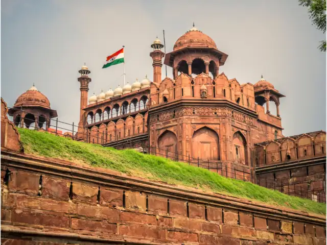Why Red Fort for I-Day? Nehru began this seven-decade-old tradition ...