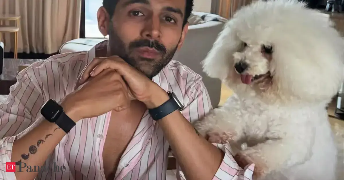 Kartik Aaryan flaunts new tattoo on wrist in latest photo. Here’s what ...