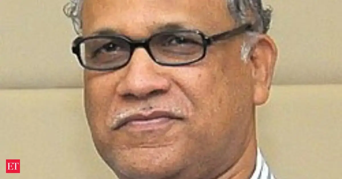 Goa: Former CM Digambar Kamat, assembly speaker Ramesh Tawadkar sworn ...