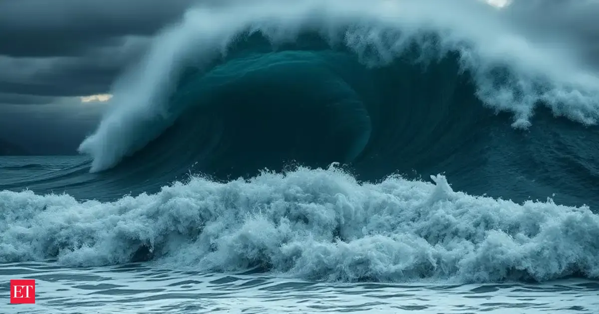 Home of 80-foot killer waves: All about Drake Passage, the dangerous ...