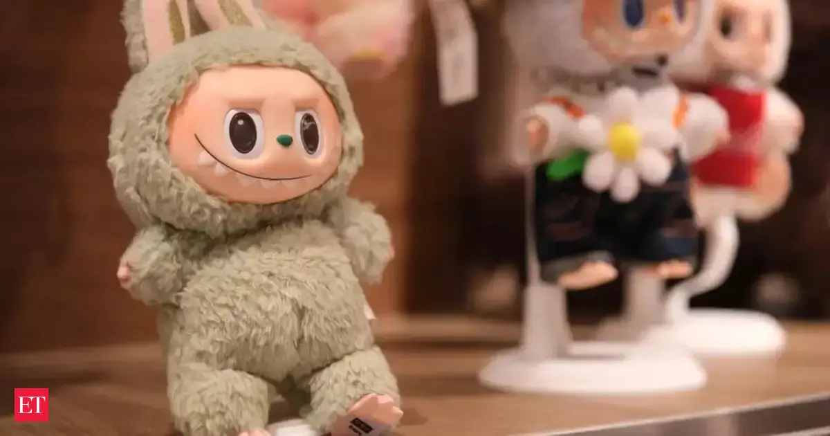 Watch: Russian pilots flaunt Labubu dolls inside Su-34 fighter bomber ...