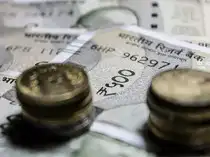 Pressure builds on rupee as US confirms punitive tariffs on Indian ...