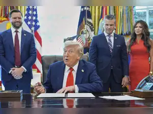 Donald Trump company to own Cryptocurrency token CRO. What we know so ...