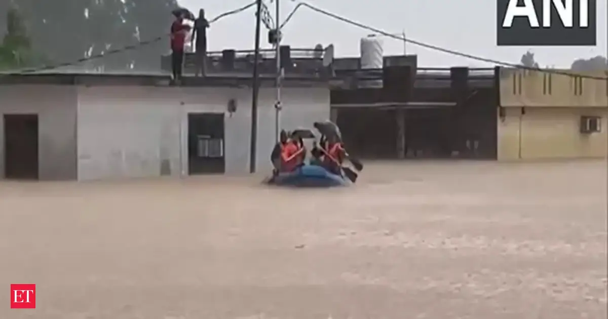 Over 5,000 people evacuated from flooded parts of Jammu, efforts on to ...