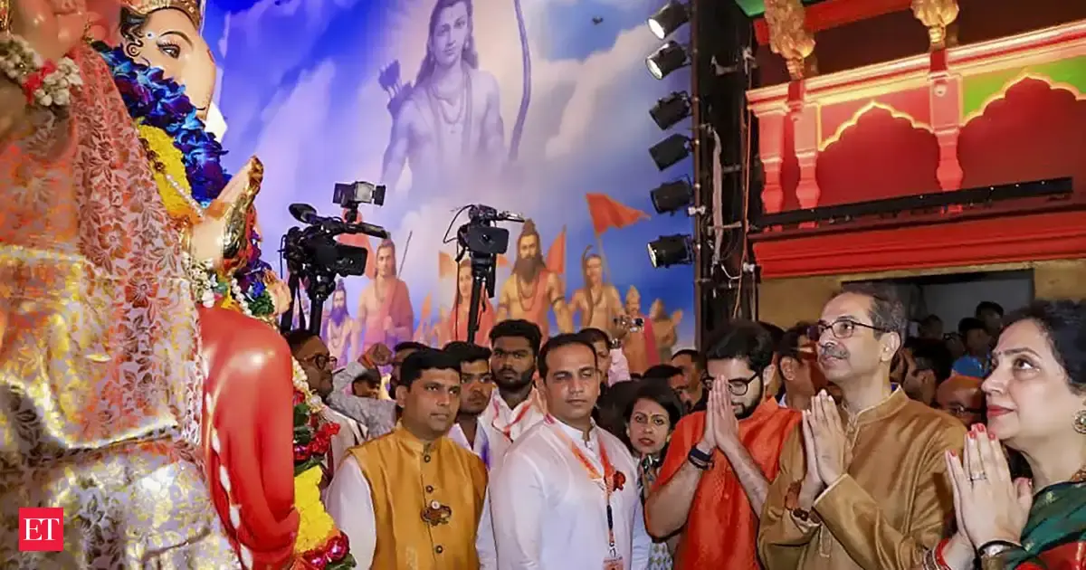 Sena (UBT) chief Uddhav Thackeray visits cousin Raj Thackeray's home for Ganesh Chaturthi - The ...