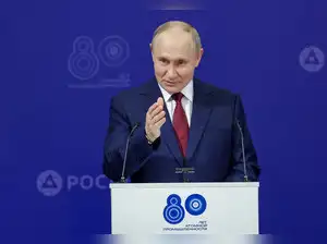 Russia nuclear test: World on edge: Putin poised for first nuclear bomb ...